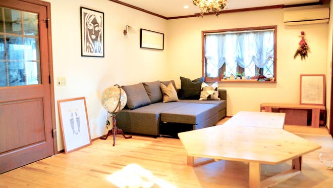 谷根千エリア【広々一軒家リビング〜ダイニング〜キッチン】大手町から電車7分/親睦会/上映会/撮影/ミーティングの写真4