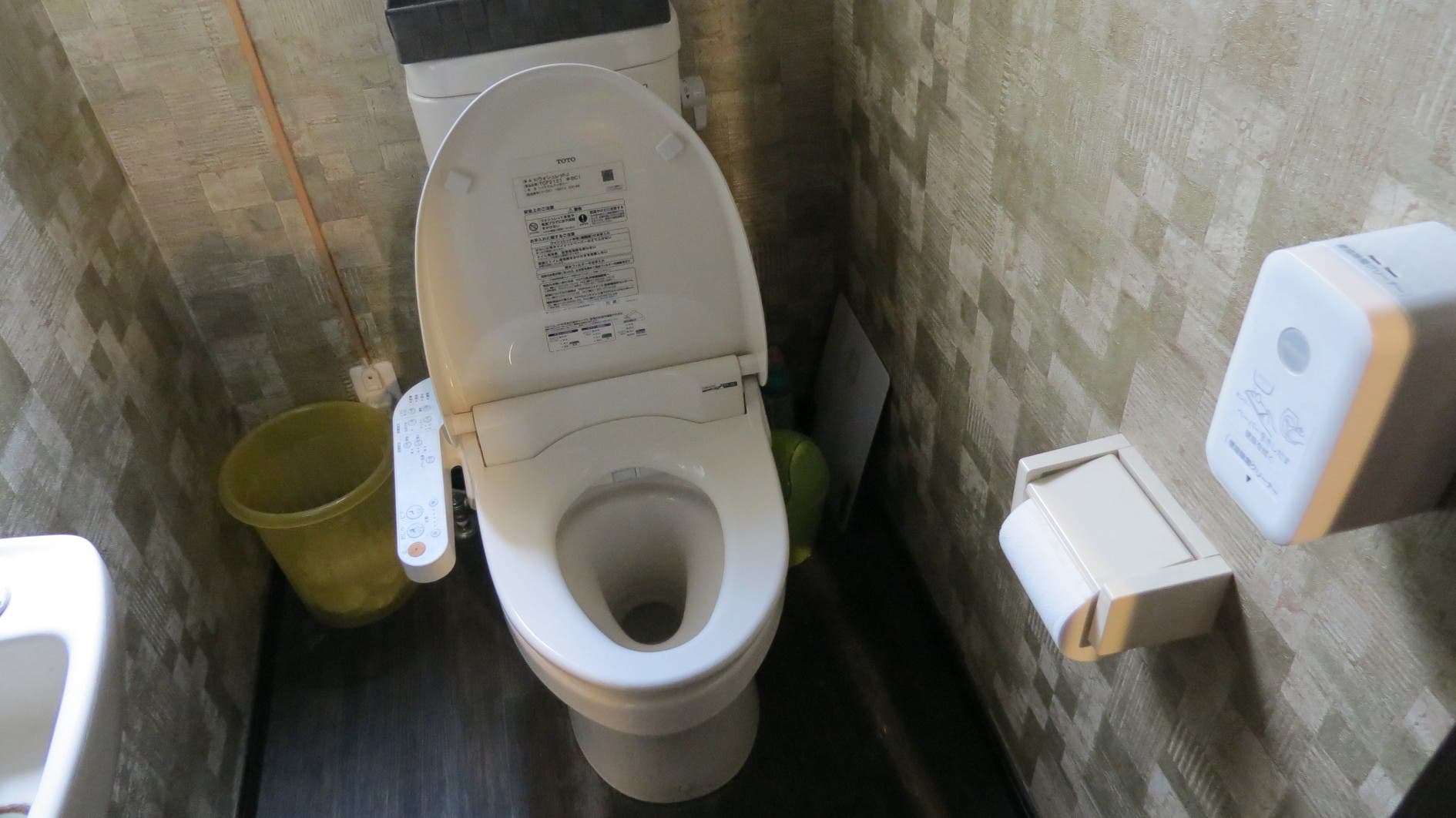 食事会・誕生日会・ママ会・会議、コスプレ撮影などに生かせるスペース、トイレ、収納付きの写真19