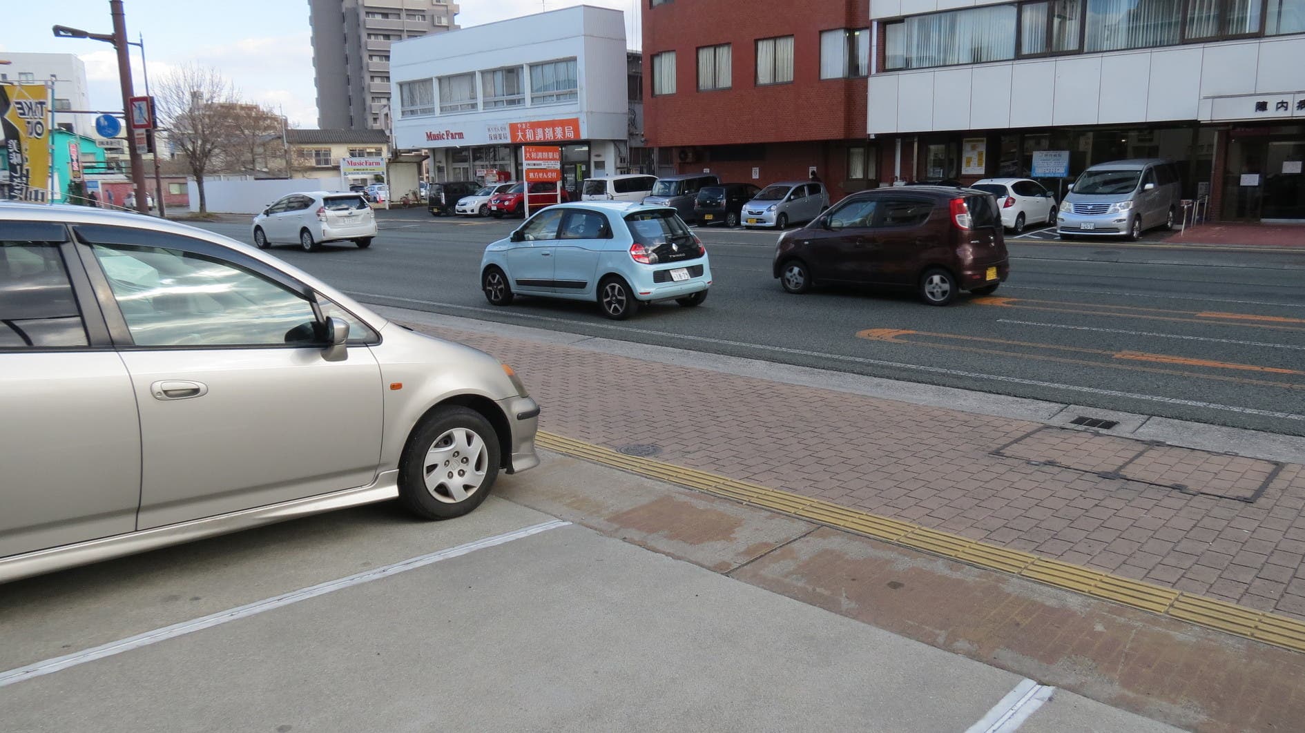 食事会・誕生日会・ママ会・会議、コスプレ撮影などに生かせるスペース、トイレ、収納付きの写真31