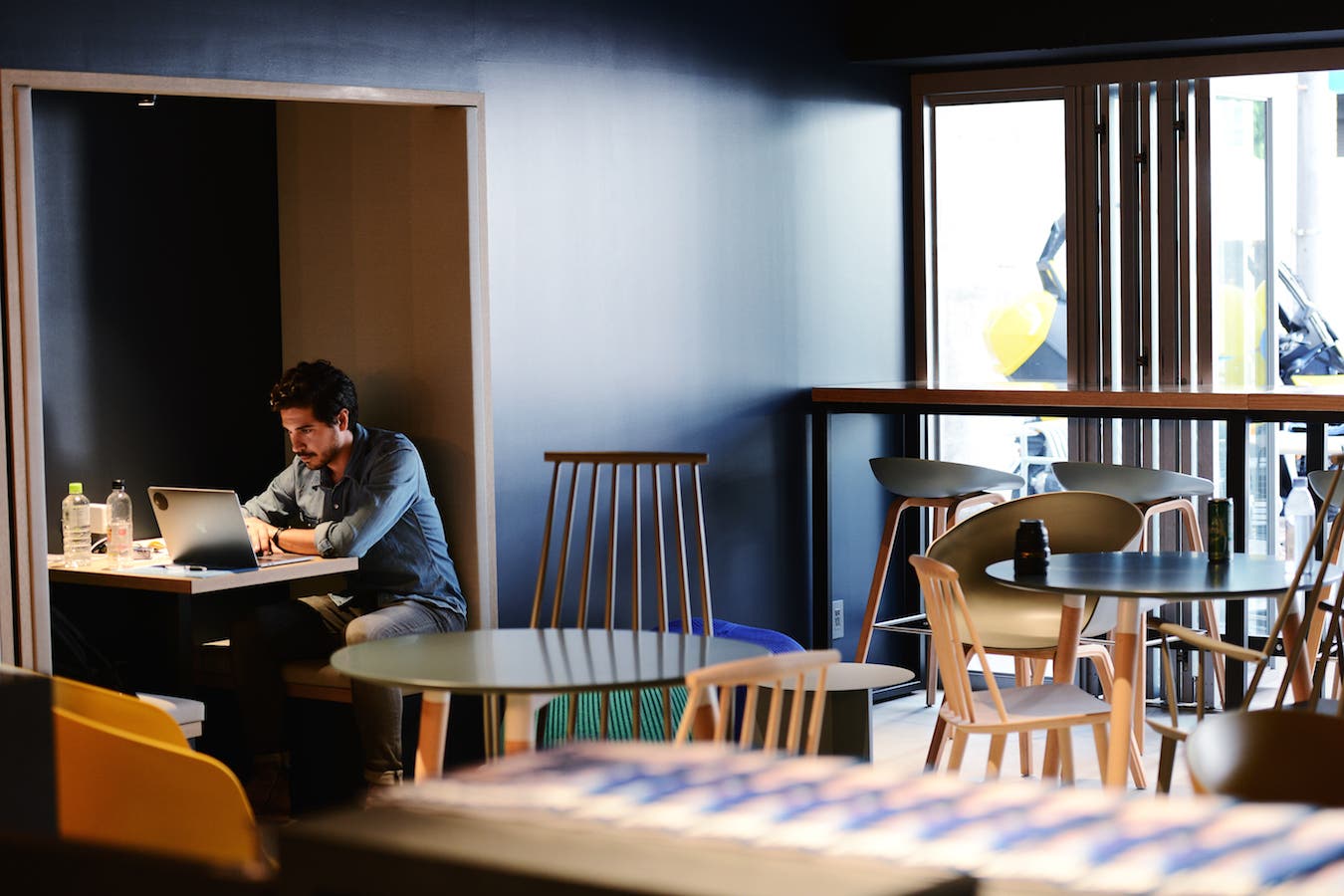 《六本木ヒルズすぐ》イベントスペース◆wi-fi・電源・プロジェクター・カフェ有/1F＜50名＞◆空き状況は要相談の写真12