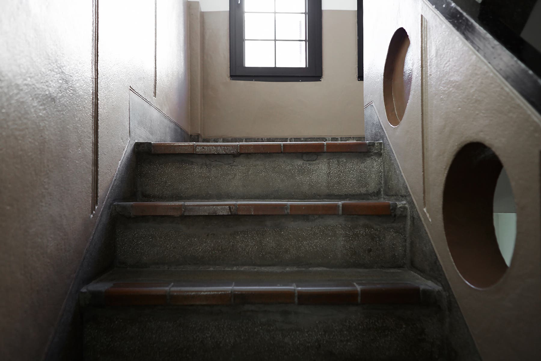 昭和5年竣工のビルで映画やドラマのロケ地の写真20