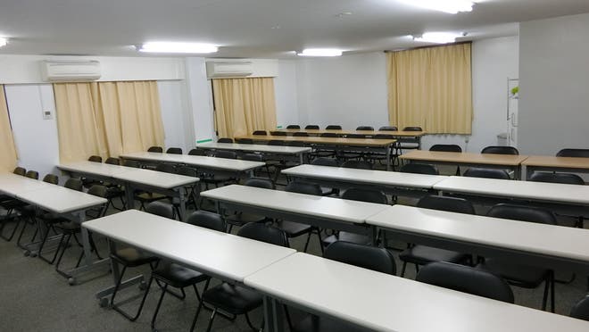 【最大55人】プロジェクター無料♪(地)淀屋橋駅徒歩90秒!ワイヤレスマイク2本WIFI冷蔵庫完備24時間利用可能♪の写真6