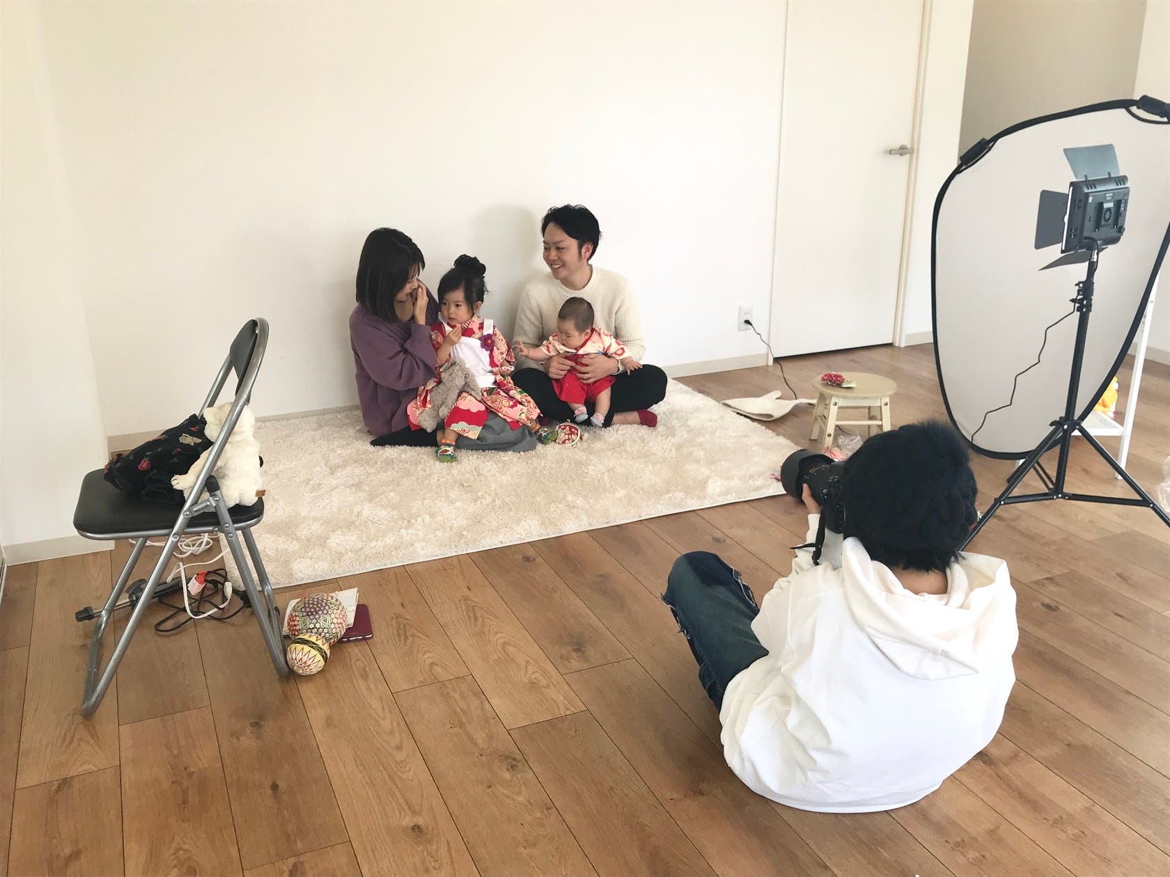 【Bスタジオ/4F】【駅近】元町駅徒歩1分。 一面鏡張り、机とイス有。自然光溢れる多目的スペース。の写真8