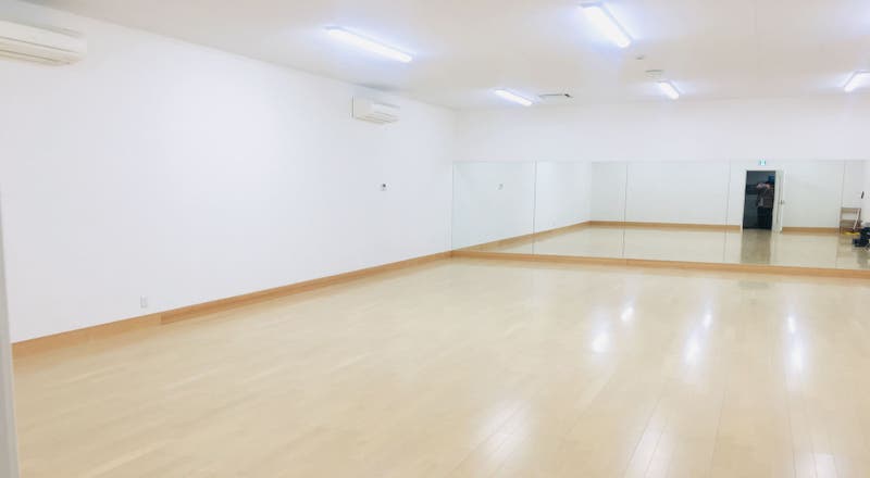 完全防音の上質プライベート空間- 24H利用可の地下ダンススタジオ&レンタルスペース