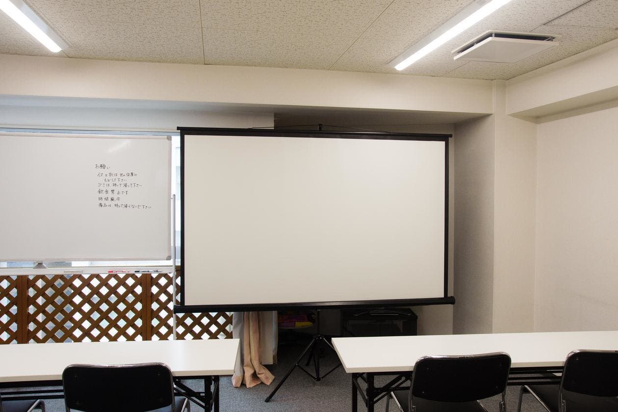 【大阪・淀屋橋駅】貸セミナールーム（少人数から50名まで利用可能）の写真9