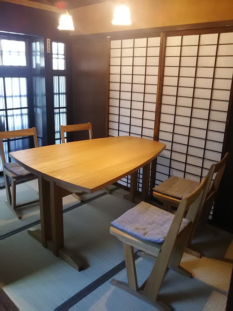 京町家の坪庭が見える可愛い小部屋です！の写真3