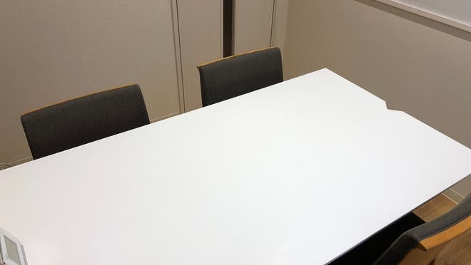 【四ツ谷駅徒歩4分】Wi-Fi・ホワイトボード完備のシンプルな会議室②!の写真3