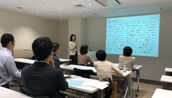 【四ツ谷駅徒歩4分】Wi-Fi・プロジェクター・スクリーン等完備のセミナールーム!(備品無料)の写真2
