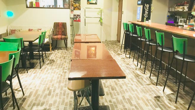 スペース奥にフラットなステージ付き!発表会、誕生日会、パーティー、会議利用などに!の写真5