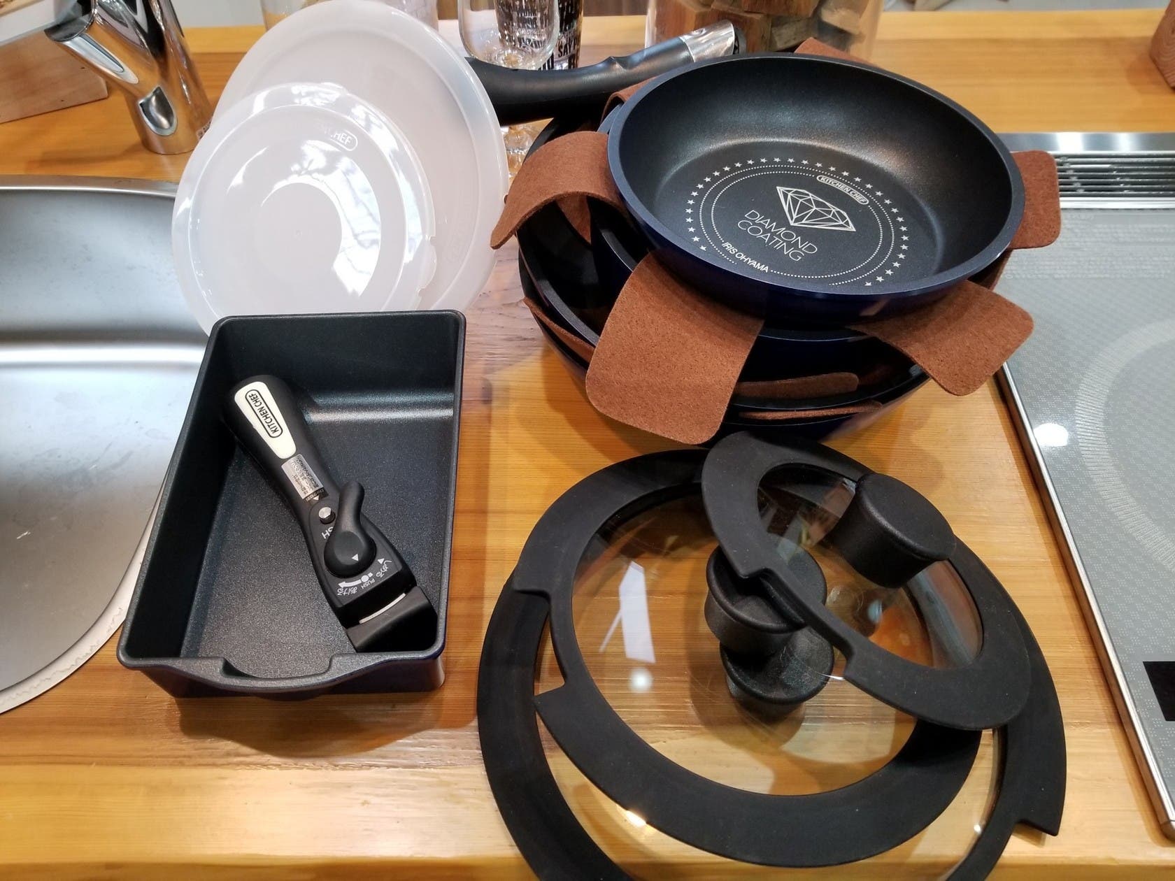 【新宿御苑すぐ】材木店ショールーム／撮影／試飲会／教室や1日サロンにも！/屋久杉テーブル/無垢杉板カウンターキッチンの写真8