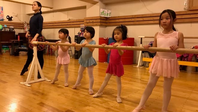 Studio Muku (スタジオミューク)B1 ポップな絵がたくさんある楽しい空間です!の写真4