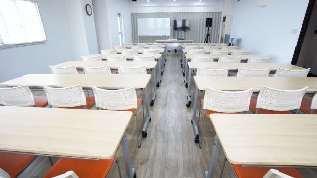 名古屋会議室 スタジオフィックス名古屋栄伏見店 6Aの写真2