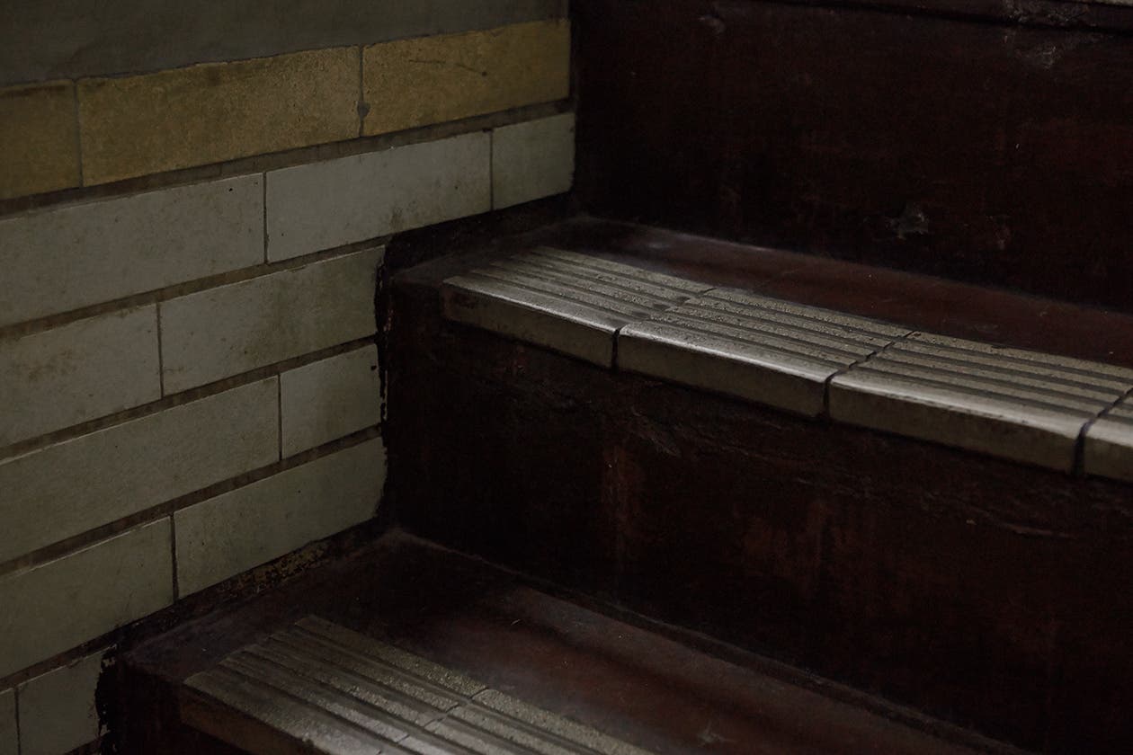 昭和2年築のレトロで貴重な洋風建築ビルの写真7