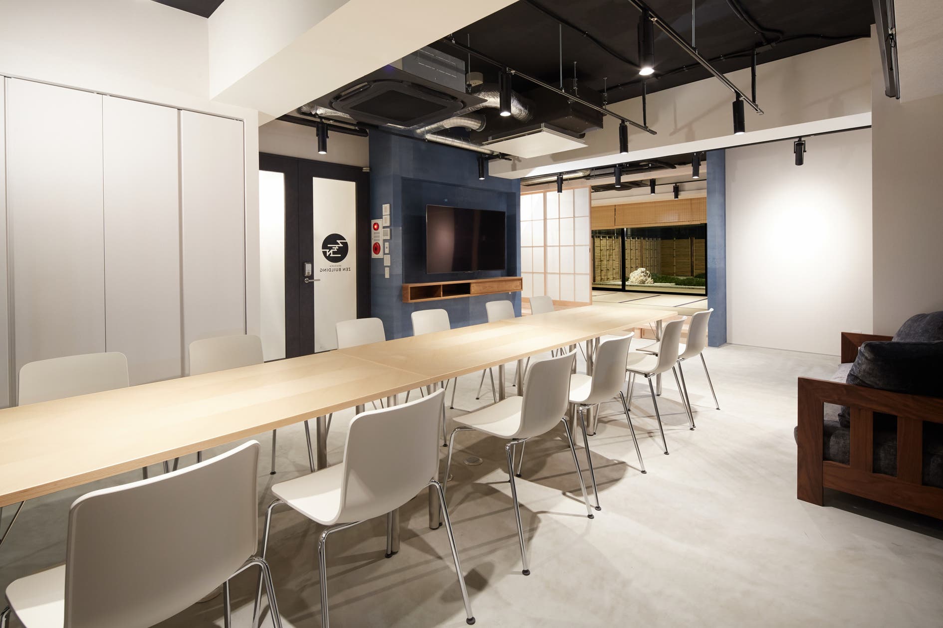 ZEN【 赤坂駅 4分 】ロケ撮影OK ! 撮影機材あり♦会議  セミナー にも！和室有 全室禁煙 ♥ 飲食 ゴミ捨て OK★の写真4