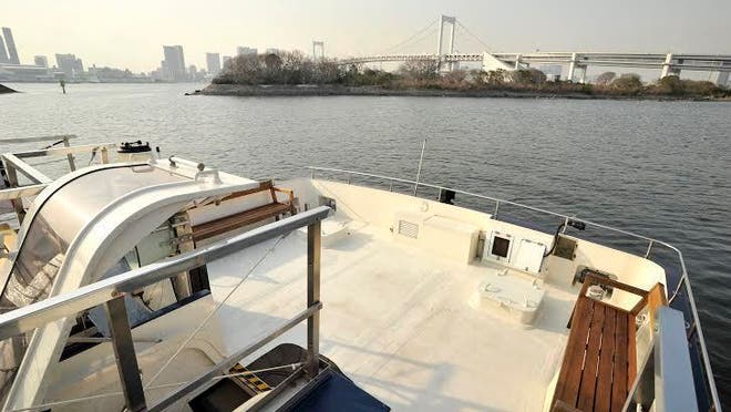 【品川】室内・デッキ完備の360°ビュー船舶!の写真4
