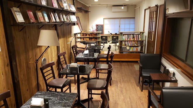 JR山手線田町駅徒歩7分の好立地。BARとしての撮影スタジオとしても最適です。の写真1