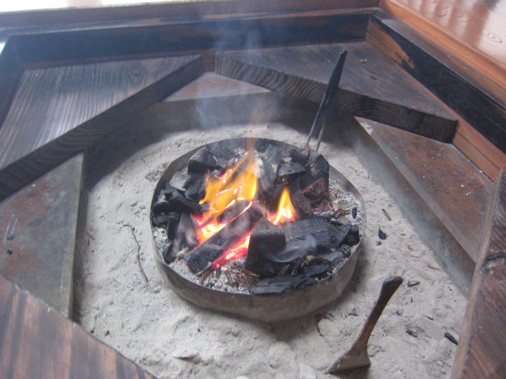 【ひらやま治兵衛】築135年古民家を貸切で動画／コスプレ撮影会などに‼ 打掛レンタル無料の写真15