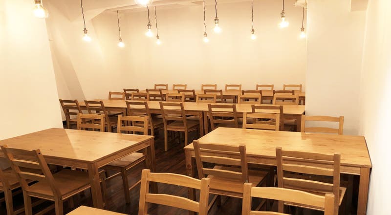 キッチン付！貸切パーティー、会議利用などに！