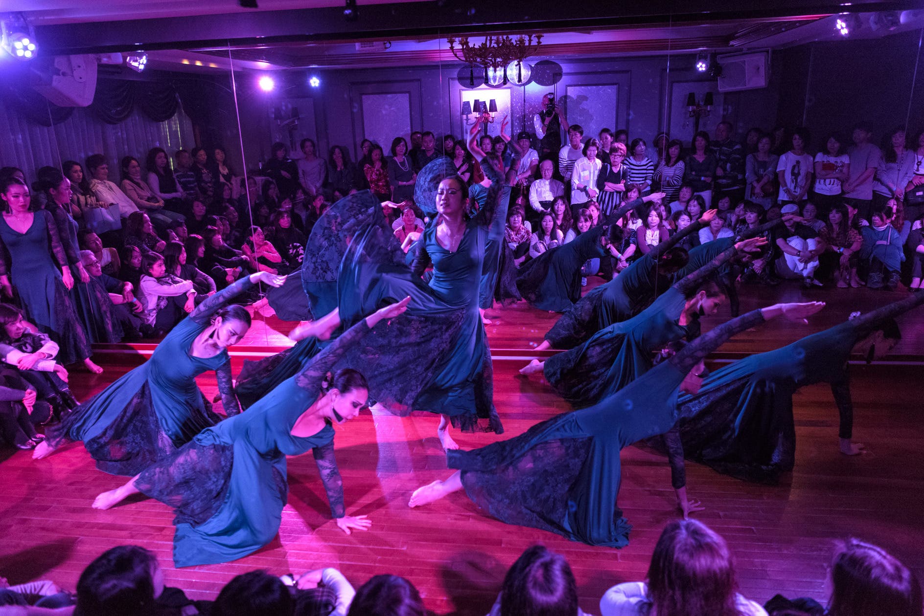 バー付きイベントスペース！レンタルスタジオ、結婚式２次会にも！！の写真24