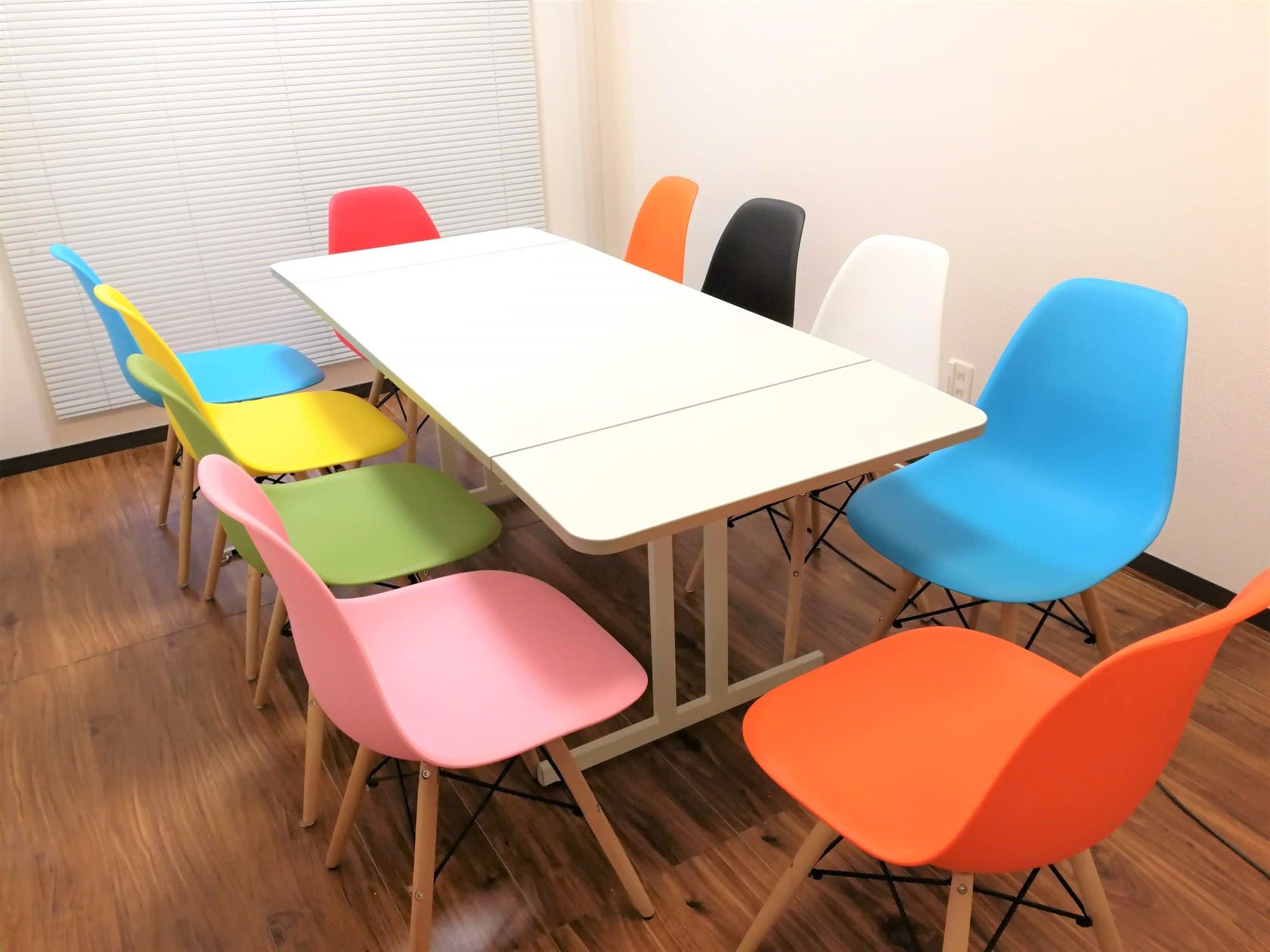 アクセス抜群【渋谷駅徒歩2分】の風通しの良い会議室（土足OK）完全個室の写真3