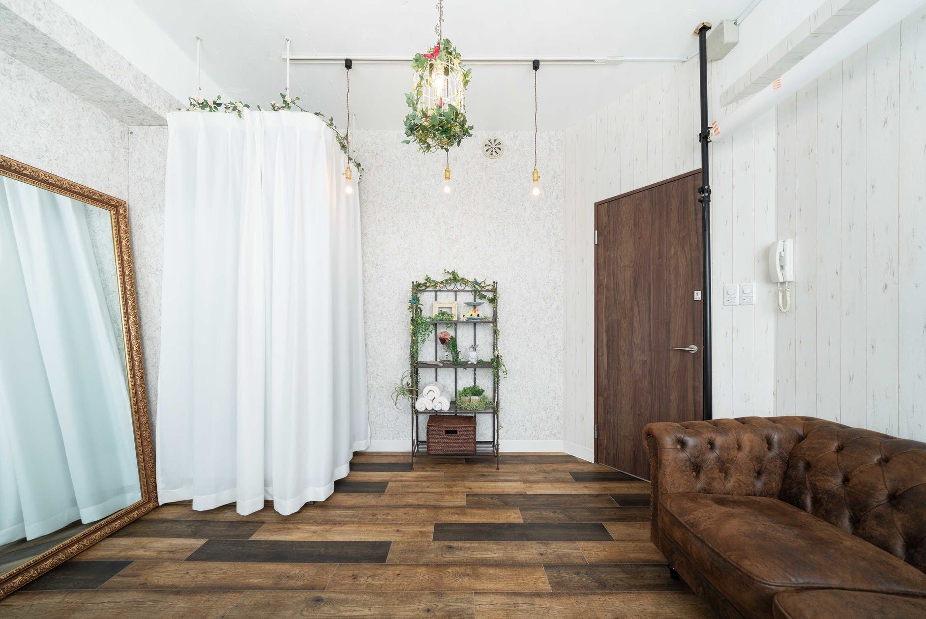 【apps Bst】自然光が美しい上品なボタニカル調で万能で使いやすく人気の最高内装空間◎の写真4