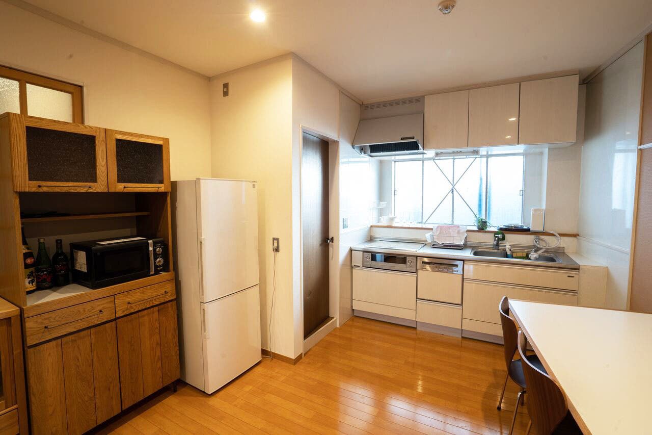 古民家をリノベーションしたコワーキングスペース【ちちぶホステル202号室】の写真7