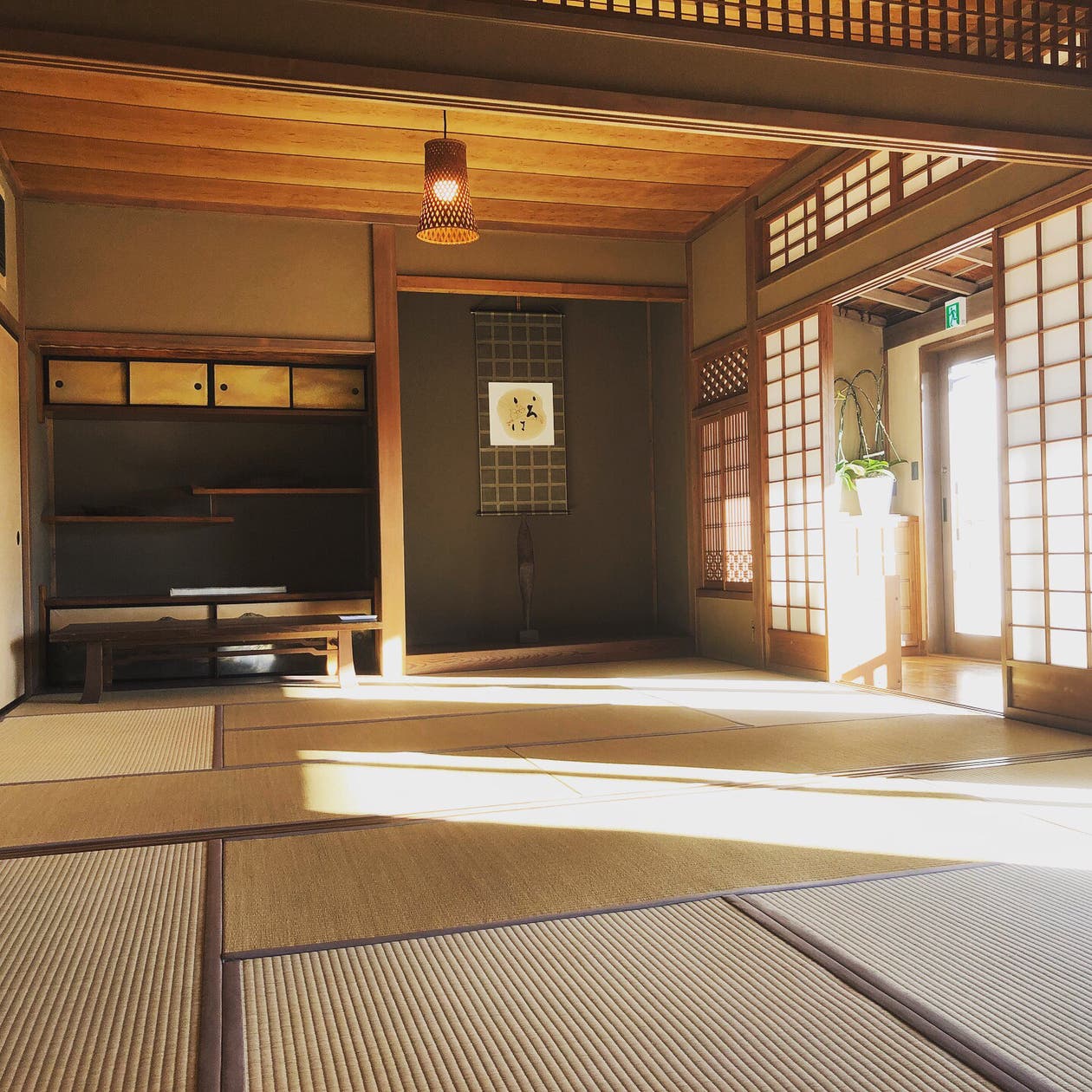 緑を眺める畳の貸スペース：和室八畳二間・海まで徒歩10分の写真5