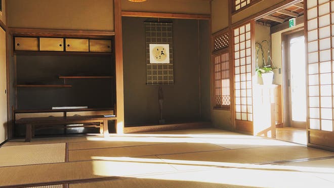 緑を眺める畳の貸スペース:和室八畳二間・海まで徒歩10分の写真5