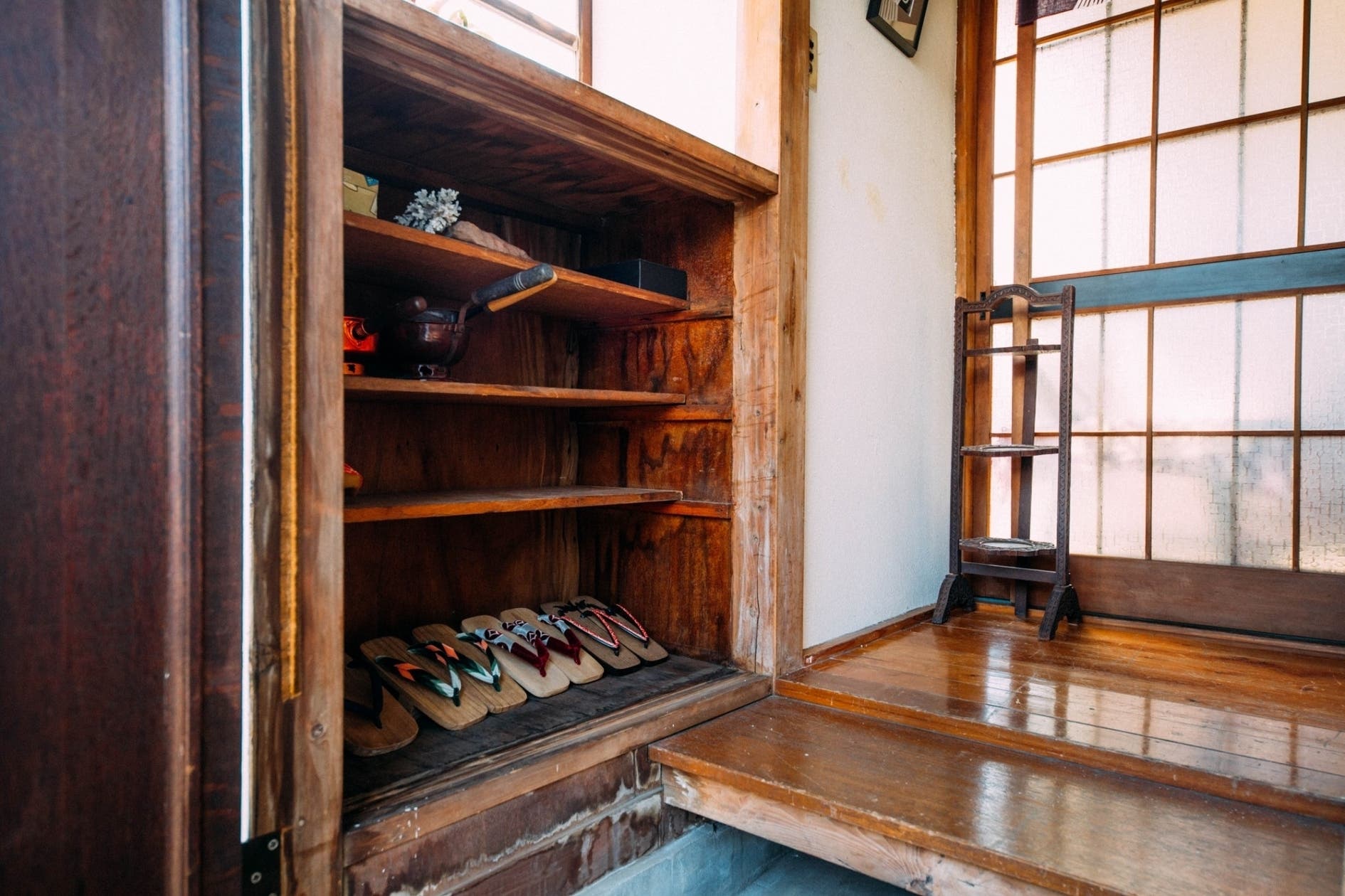 紅葉・こたつ・自然光・ちゃぶ台・浴衣・レンタル着付・自然光・懇親会・生配信・火鉢・ポートレイト・古時計の写真12