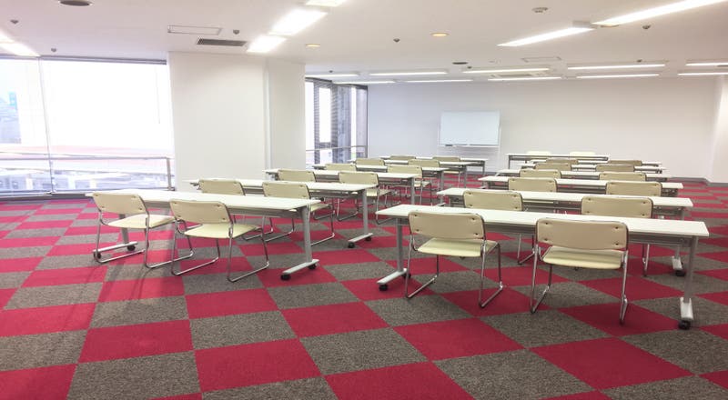 【町田駅直結！5F会議室】自然光で明るく☆広々スペース！会議・セミナー・オフ会・スクール利用に♪