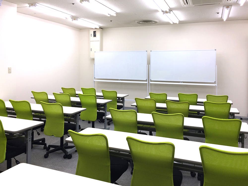 【大阪駅前徒歩４分】６３E　研修・セミナー、説明会にぴったりのお部屋です！　の写真3