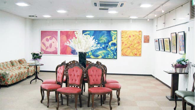 【町田駅直結!3Fギャラリー】ピクチャーレール・スポット完備!かわいい丸窓があるスペースで展示会・マルシェ利用に♪の写真2