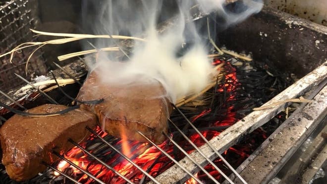 キッズルーム・キッチン付きカフェスペース。駐車場たっぷり完備。タバコルーム完備。お皿も無料でご用意しております。の写真5