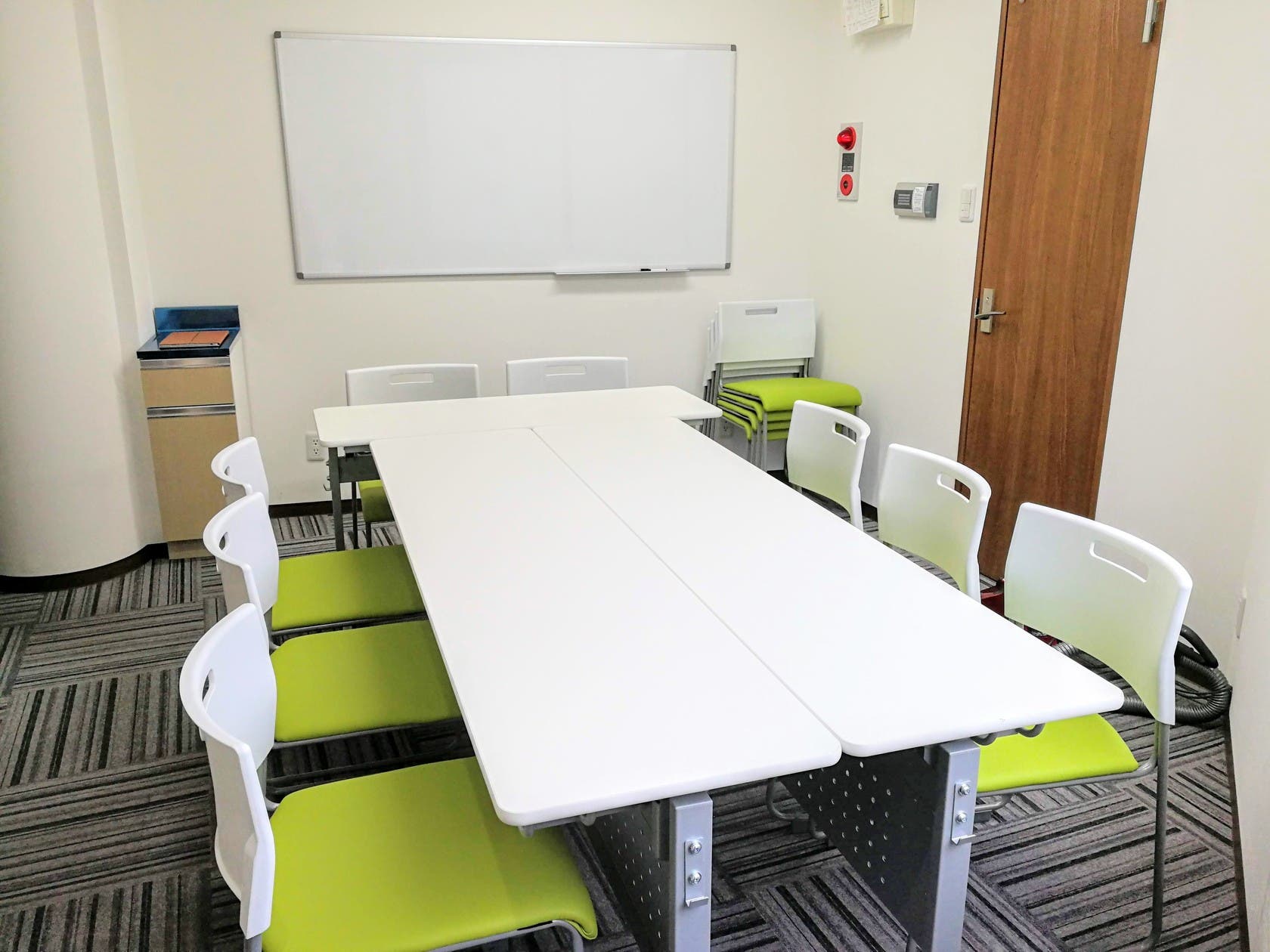 パーティーOK【アクセス抜群】新宿駅徒歩2分、新宿三丁目駅出口横の写真9