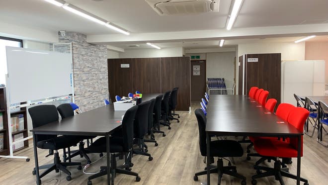 【八王子駅徒歩10分】会議や勉強会・セミナーに最適!レンタルスペースWakU2■WiFi/プロジェクター/ホワイトボード完備■の写真5