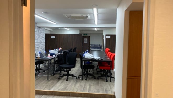 【八王子駅徒歩10分】会議や勉強会・セミナーに最適!レンタルスペースWakU2■WiFi/プロジェクター/ホワイトボード完備■の写真7