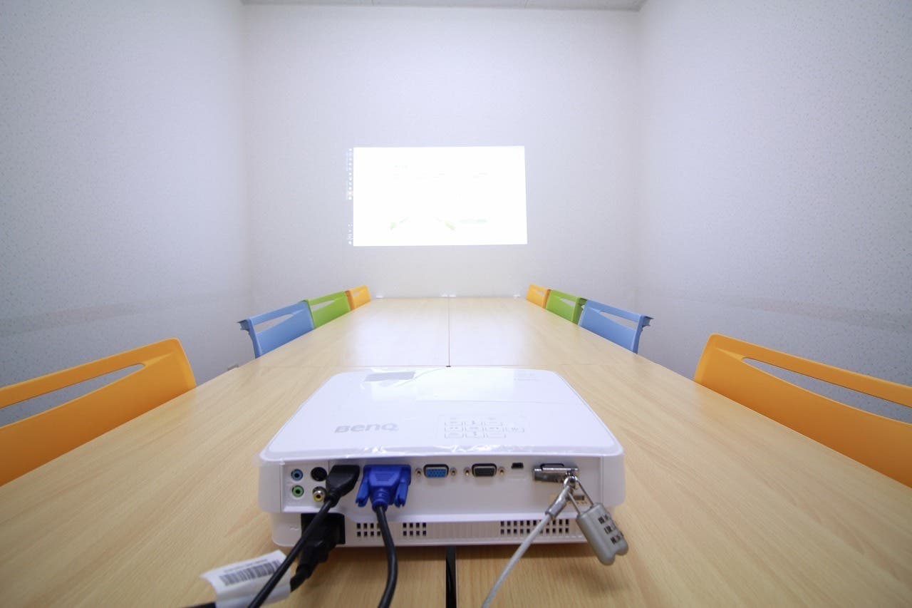【東京駅・日本橋駅2分】完全個室改装済！プロジェクター・プリンター・コピー機・WiFi全て無料！ふれあい貸し会議室 八重洲No2の写真7