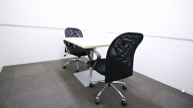 【東京駅・日本橋駅2分】完全個室&改装済!プリンター・コピー機・スキャナ・高速WiFi全て無料!ふれあい貸し会議室 八重洲No3の写真2