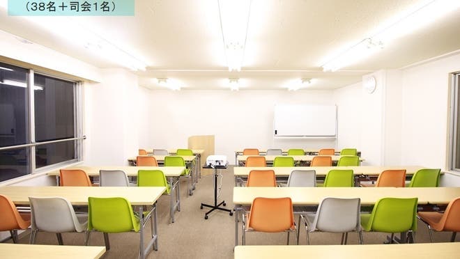 【新宿西口D5出口から2分・最安!】セミナー向け!プロジェクター・マイク・高速WiFi全て無料!ふれあい貸し会議室 新宿No12の写真2