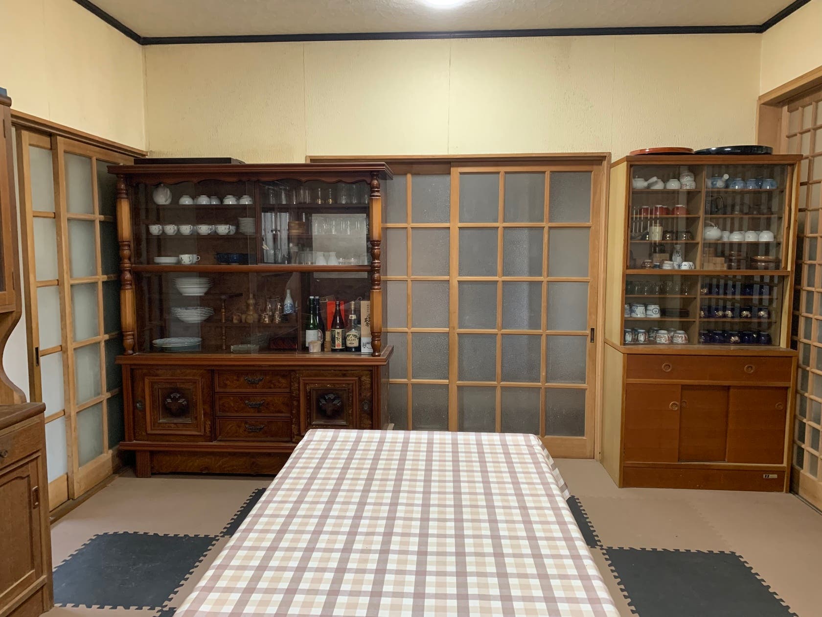 【ひらやま治兵衛】築135年古民家を貸切で動画／コスプレ撮影会などに‼ 打掛レンタル無料の写真12