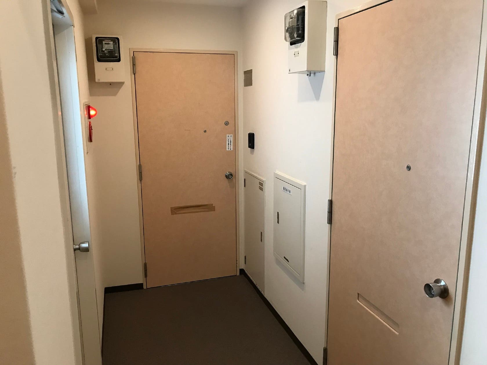 リピーター多数【東西線飯田橋歩30秒・ＪＲ飯田橋歩3分】各種教室、会議、商談、面接、研修、撮影、ボドゲ等に最適な個室スペースの写真13