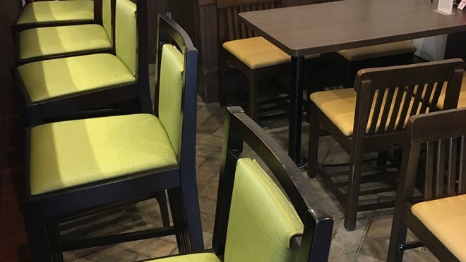 キッチン付き。少人数の定食屋スペースをお貸しします。女子会、ママ友会、イベント等。の写真1