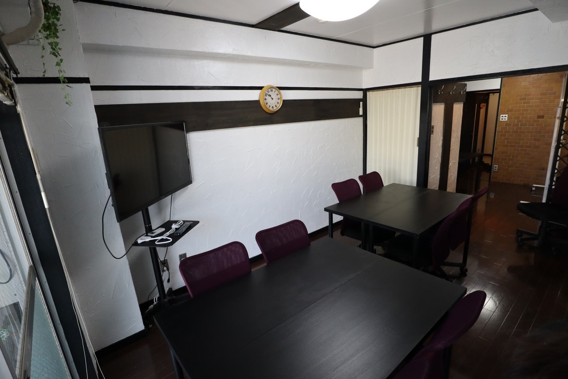 ◆天神駅から徒歩5分◆気軽に使えるレンタルスペース。ミーティングや研修、ゲーム会などに！天神プリンスの写真3