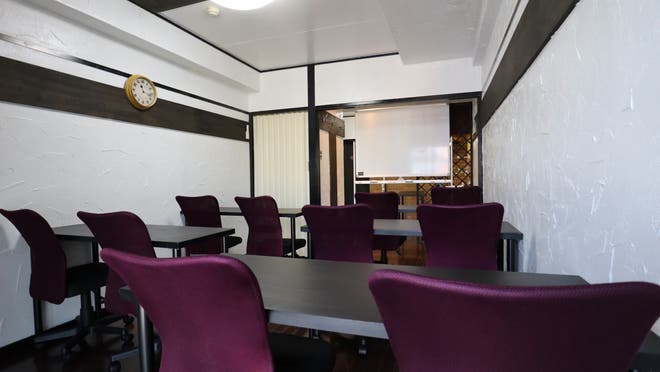 ◆天神駅から徒歩5分◆気軽に使えるレンタルスペース。ミーティングや研修、ゲーム会などに!天神プリンスの写真5