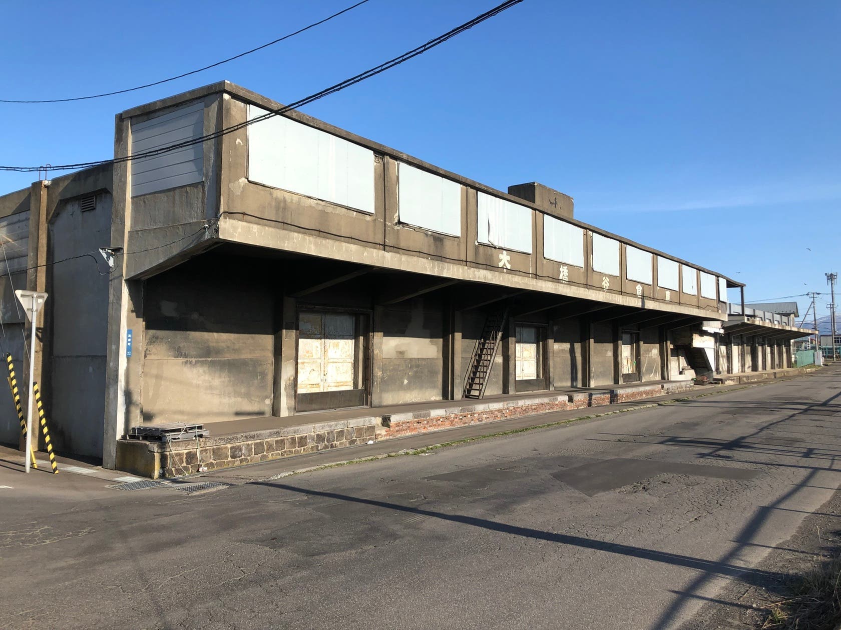 【函館】1927年建造のレトロな雰囲気のコンクリート倉庫群！撮影に最適！の写真3