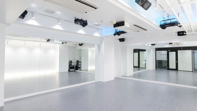 完全防音!外苑前駅すぐのスタジオ 撮影,オーディション,クラスに、受付&更衣室まで一面貸し!の写真2