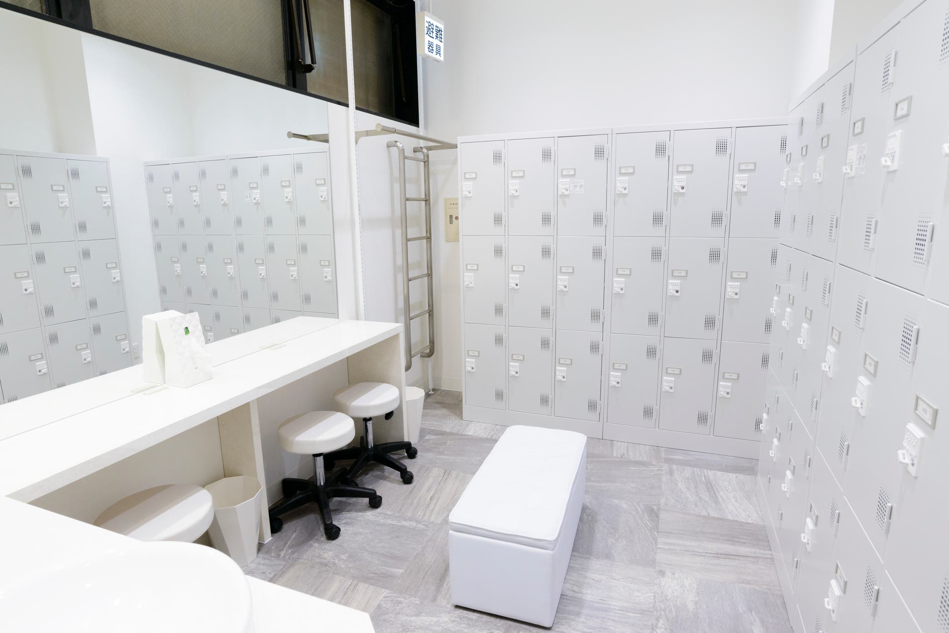 完全防音！外苑前駅すぐのスタジオ 撮影,オーディション,クラスに、受付＆更衣室まで一面貸し！の写真8