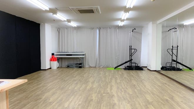 鏡貼りの駅近スタジオ!ダンスレッスン・撮影会・研修会利用などに!の写真3