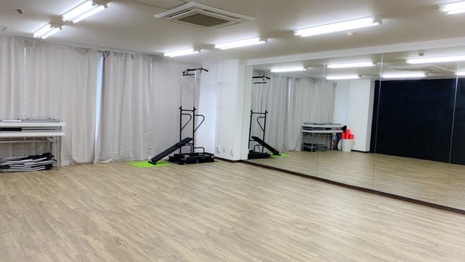 鏡貼りの駅近スタジオ!ダンスレッスン・撮影会・研修会利用などに!の写真4