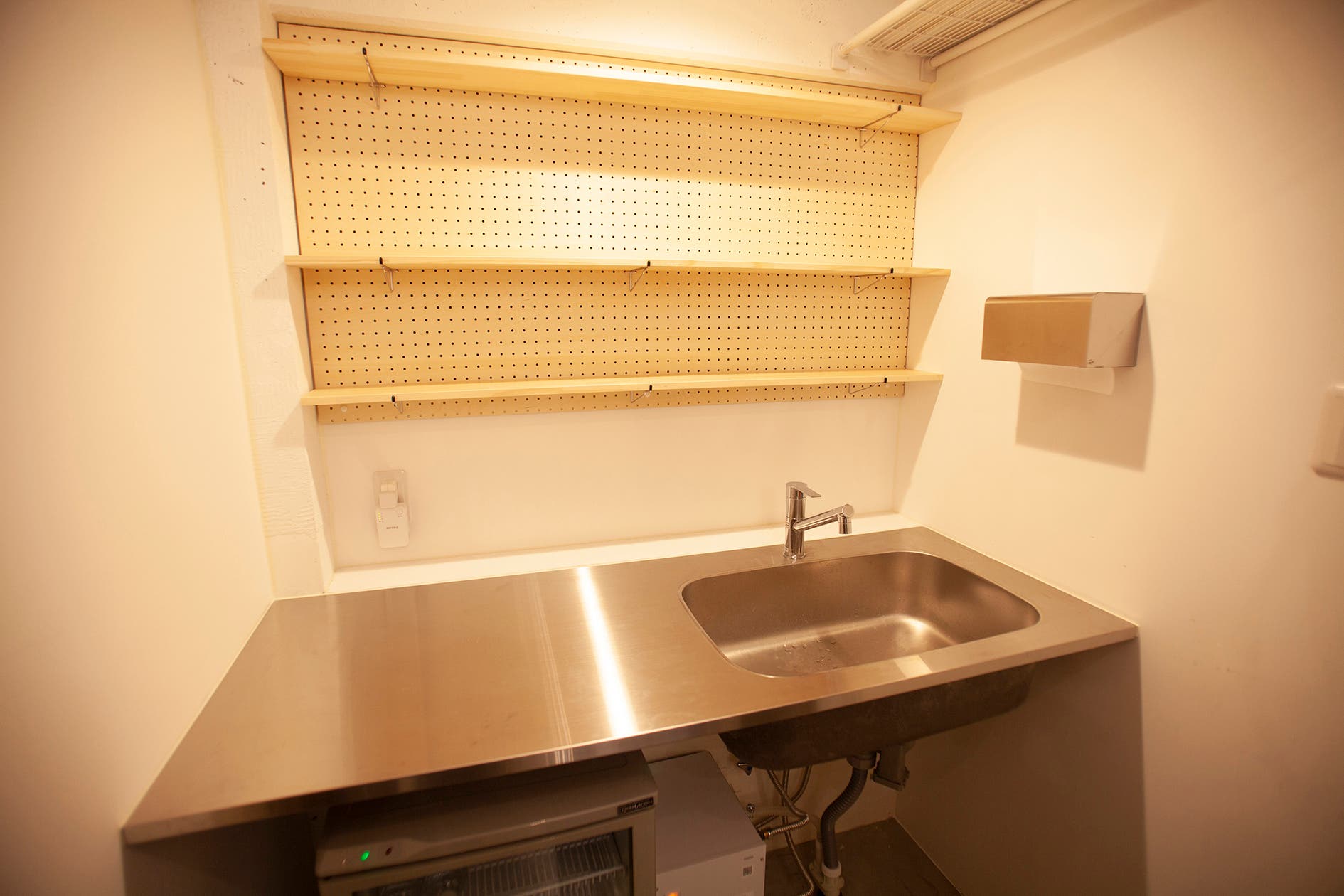 代々木公園近くのオープンスペース。撮影機材、WIFI完備。展示会やオフサイトミーティングなどに。の写真9